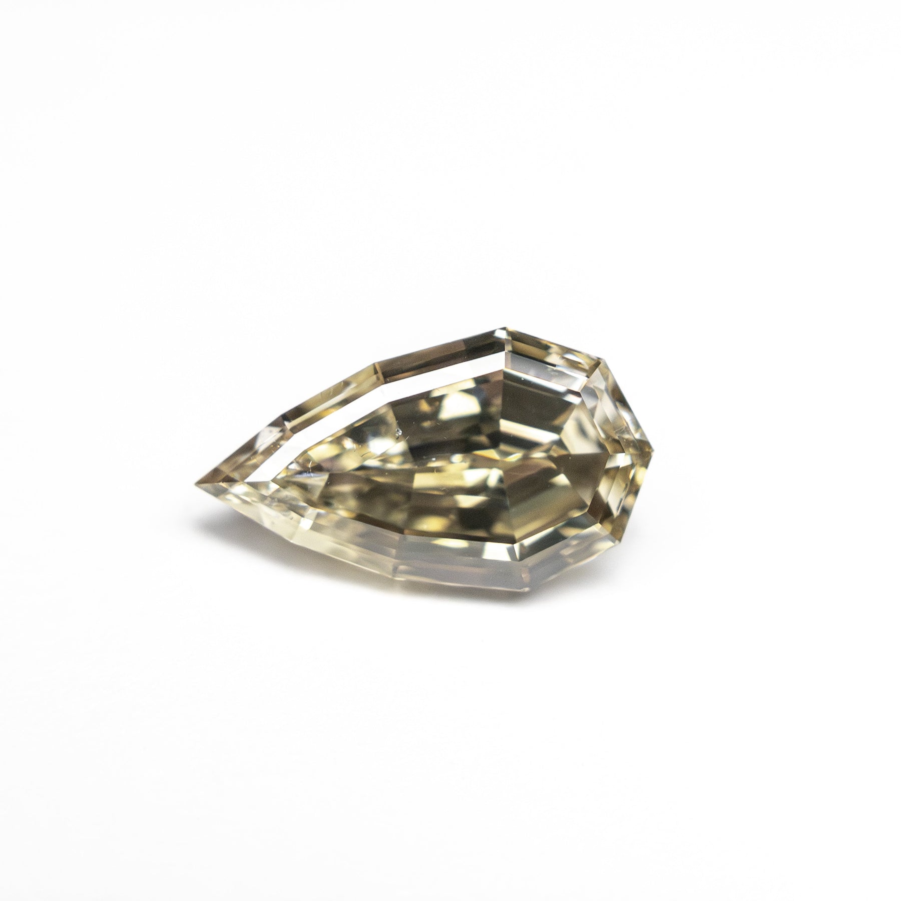 1.23ct 9.59x5.55x3.50mm SI2 C4 Geo Pear Step Cut 🇿🇦 27375-03 – Kelty ...